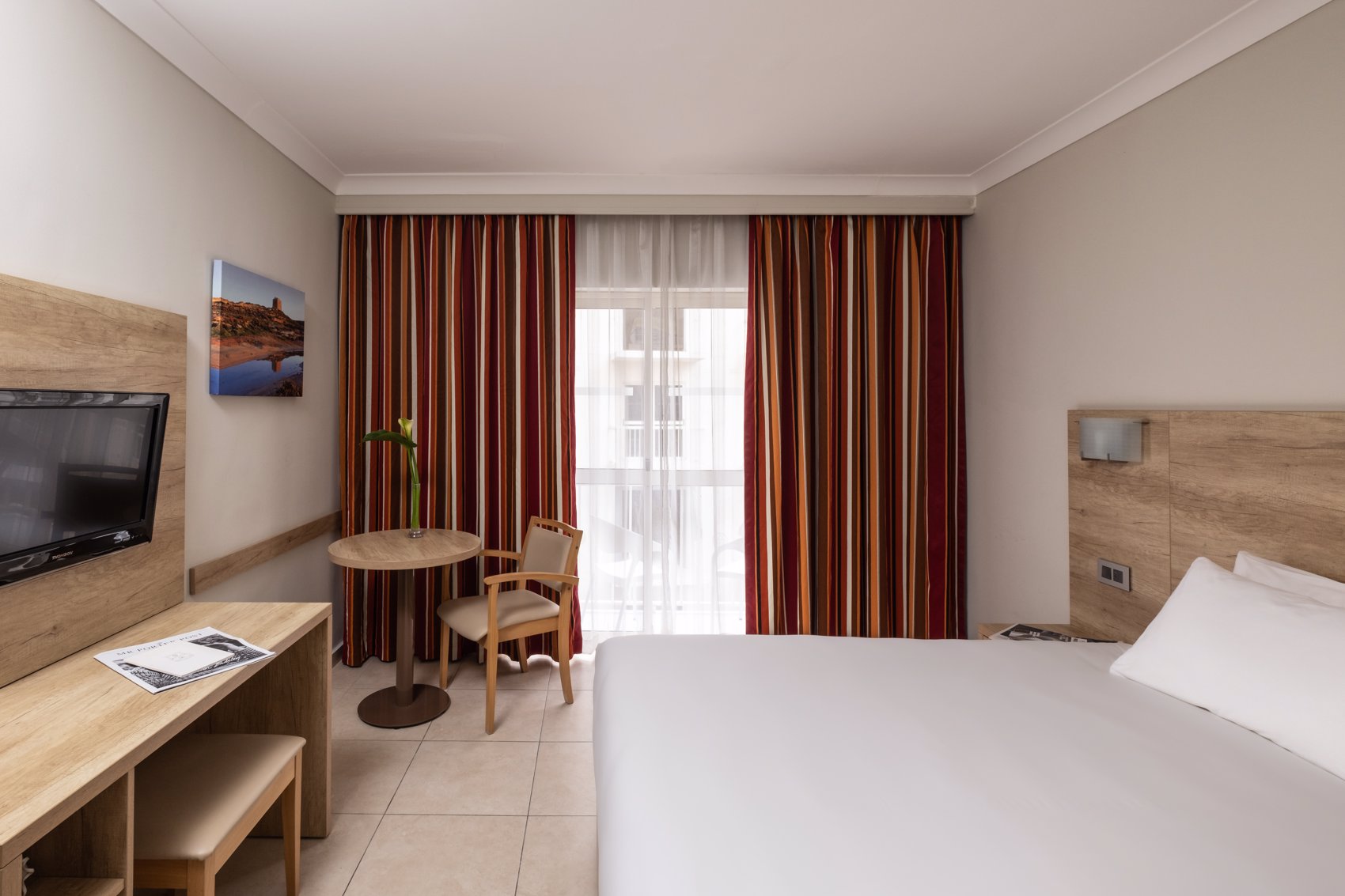 Rooms & Suites – Standard Room with Lateral Sea View – Balcony – Qawra ...